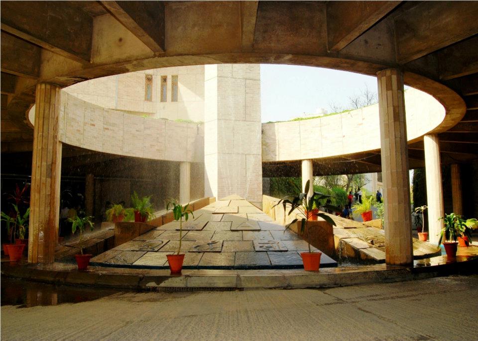 Do I Dare Tell a Love Story - A Love Story From IIFT Delhi - InsideIIM